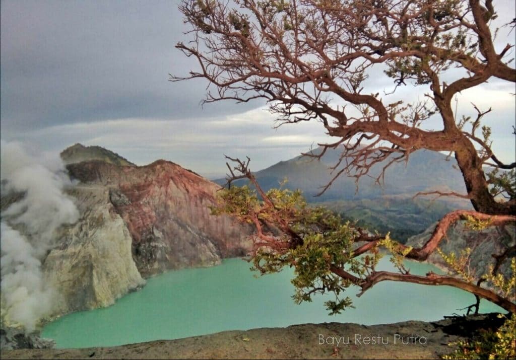 Ijen Trekking, Explore Unique Experience at Ijen Crater, Banyuwangi